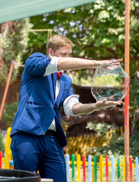 мыльных пузыри
 Bubble land