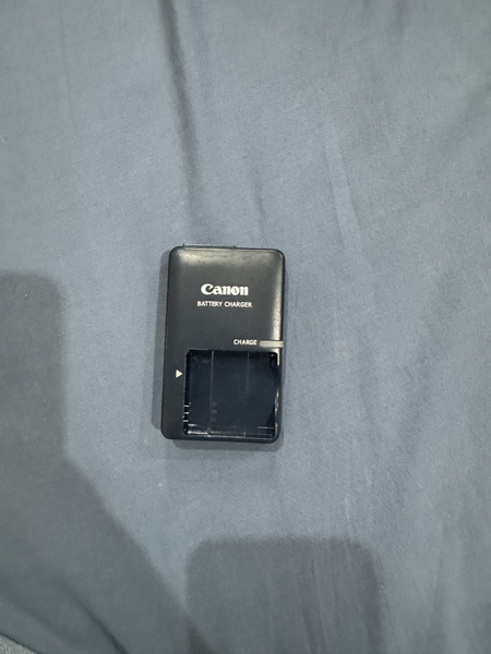Зарядка canon