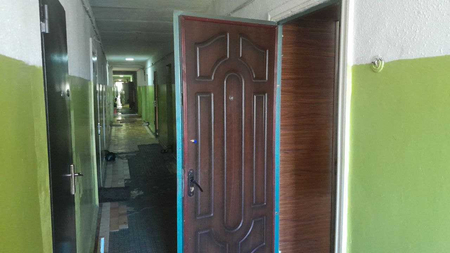 Уй сотилади, 1 хонали, ўзимники. Продам 1 ком-й общежит, своя!