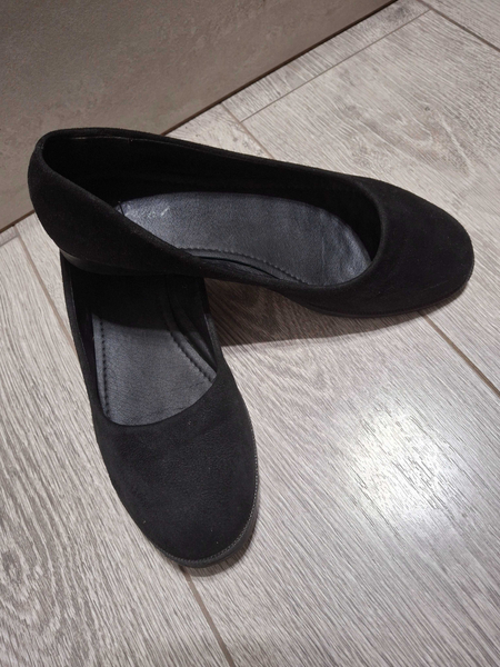 Продам туфли 2 пары