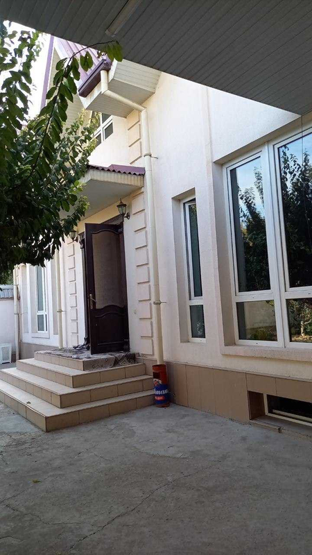 Шикарный Дом в Мирза Улугбекском районе. 450.000 &