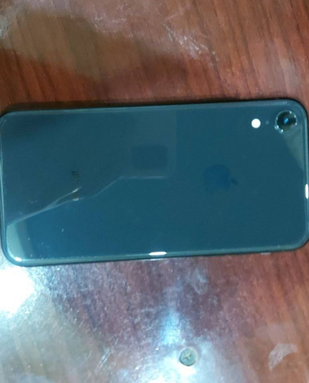 Iphone xr 64 gb ideal mokri qora rang