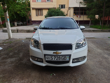 Chevrolet Nexia LT (2 позиция)