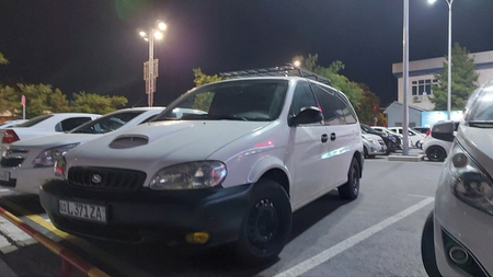 Kia Carnival Sotiladi