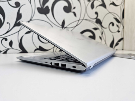 ПРОДАМ Asus X515 Ноутбук с Видеокартой P6805/12GB/256SSD/MX130/15.6\\\