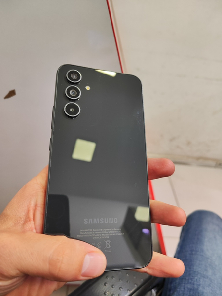 Samsung A54. 8 128gb