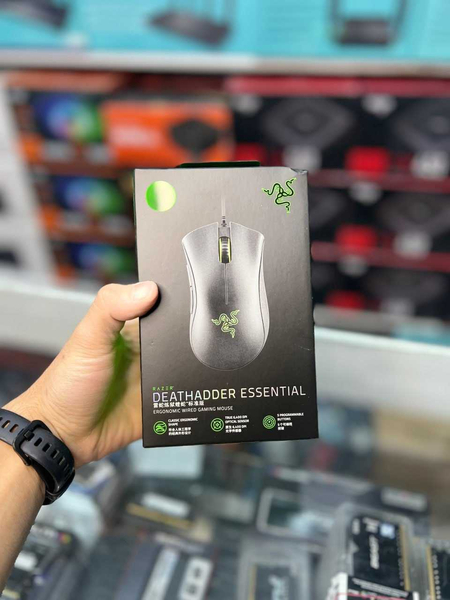 Игровая мышка Razer Deathadder Essential