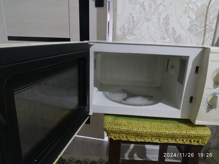 микроволновка LG продаётся.