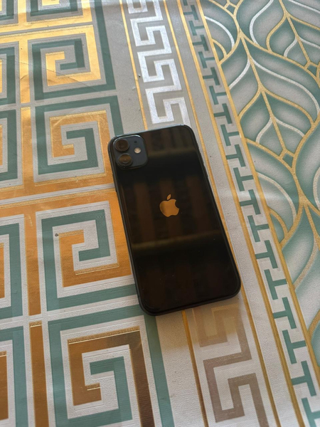 Iphone 11 ideal xolatda