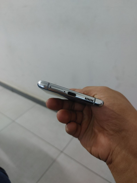 Продам Samsung S21 plus new