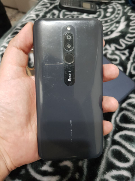 Redmi 8 4/64 sotiladi