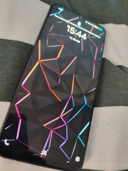 Vivo v 21e 8. 128гб.
