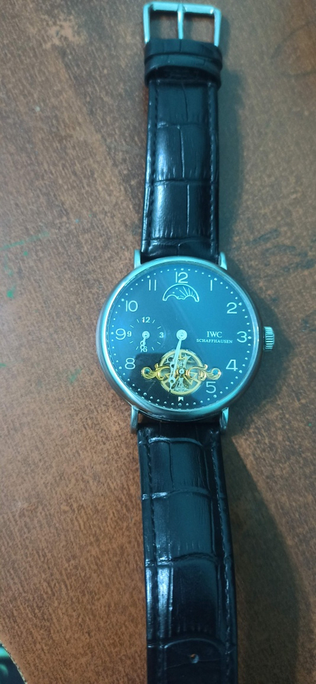IWC Schaufhausen automatic mexanika soati holati yaxshi ruchnoy zavat