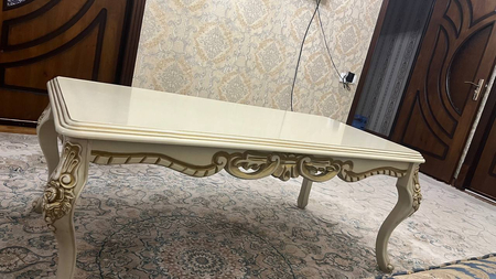 Mebel sotiladi holati zur