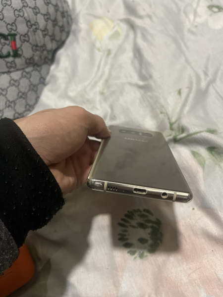 Sumsung note 8 koreyski
