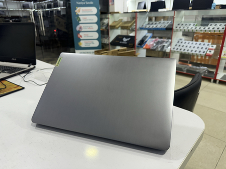 Lenovo core i3 11 avlod 8/256 ssd 3 dona bor