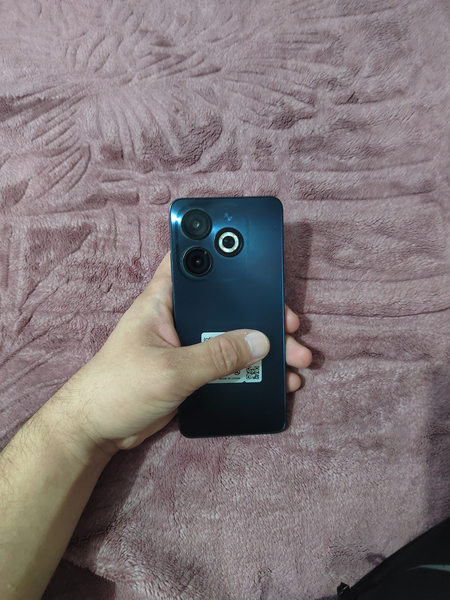 Infinix smart 8 4/64Gb Black Igravoy 4G Original Sastayani Otlichni
