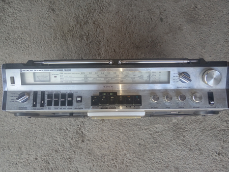 магнитола  Hitachi TRK-8180E