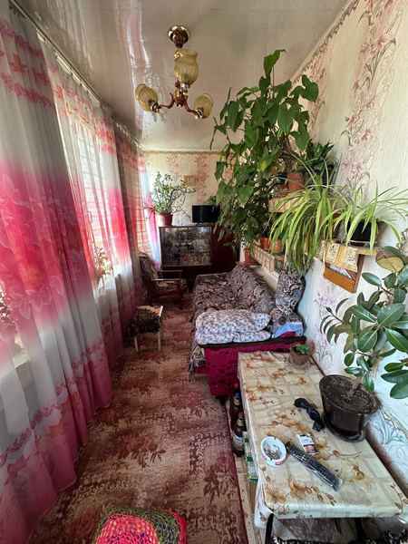 Продаю 2-х комнатнаю в Сергели 3
