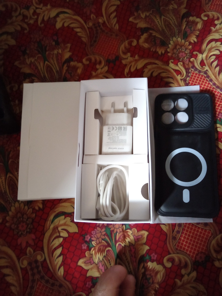 Blutus va Honor X8a sotiladi