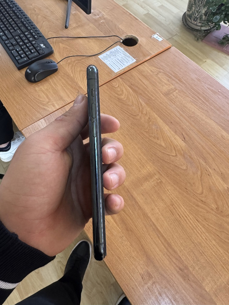 Iphone 11 pro holati zor