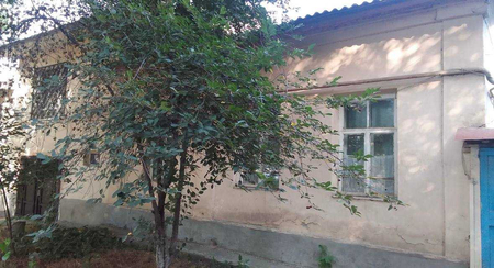 Продается дом в Мирзо Улугбекском районе (Центр Луначарский)