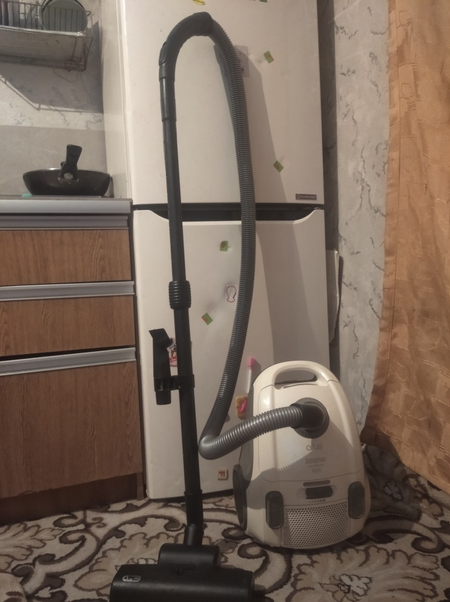 Продам свой пылесос