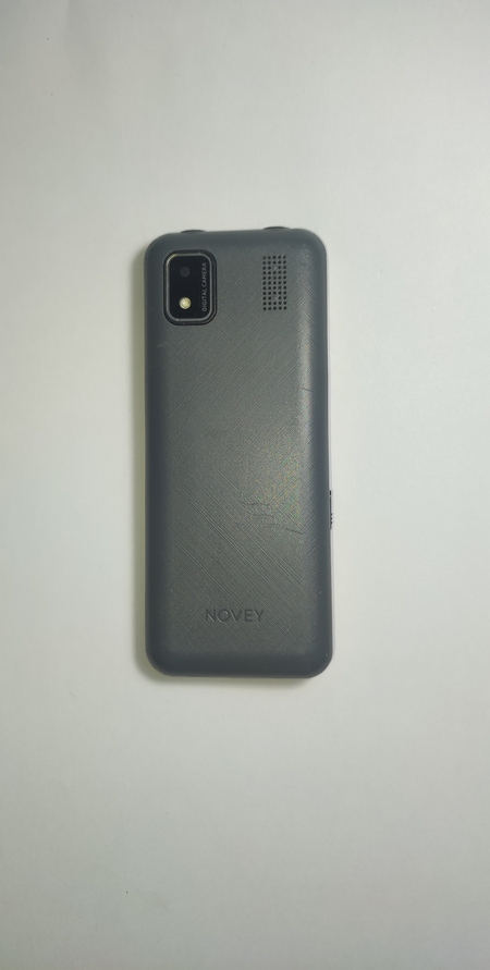 Кнопочный телефон Novey P20