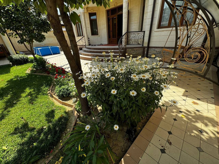 Продам евро дом на Циалковском 4,8 соток 300м2