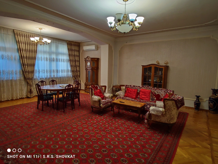 3 комнатная в Центре 135м² Госпитальный рынок гостиница Россия