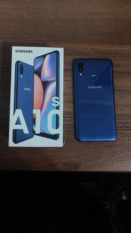 Samsung. A 10s telefoni