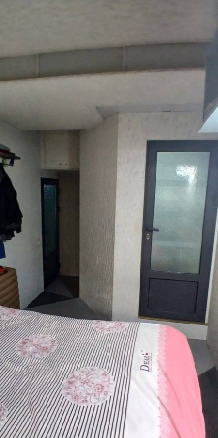 Продается квартира на 12 квартале Чиланзарского района.