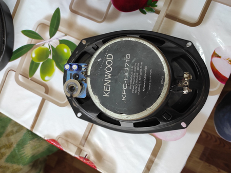 Продаю колонки и усилитель Kenwood 718 и Kenwood 350w
