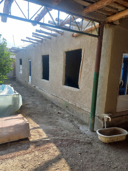 Uchastka sotiladi PESHKO'