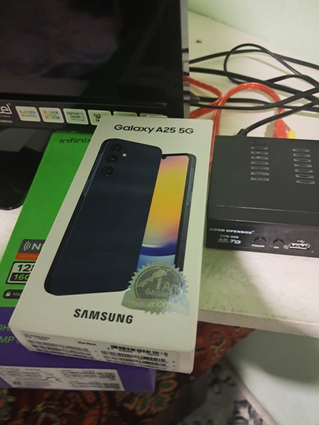 Samsung A25 5G dakument karobka