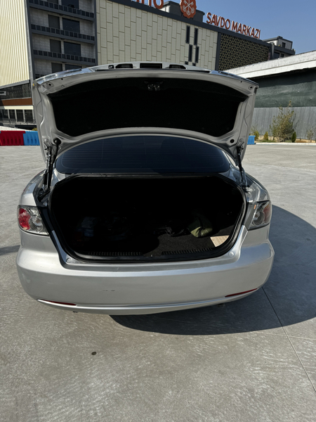 Mazda 6 Dubai 2l mator