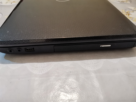 DNS Notebook sotiladi