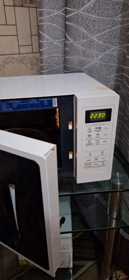 Микроволновка Samsung 23 л.