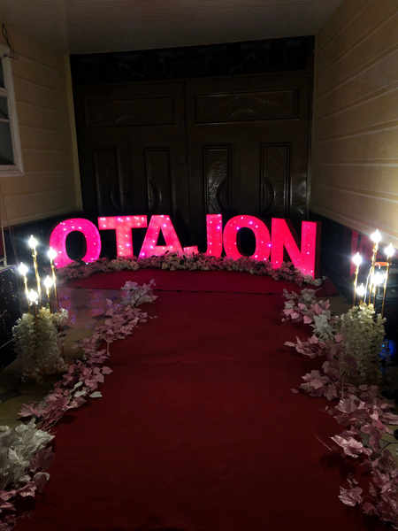 Onajon yozuvi sotiladi srochno
