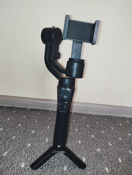 3-axis gimbal mobilograflar uchun professional stabilizator