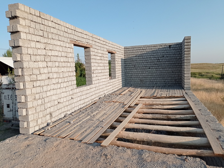 Toshkent buylab uylar quramiz