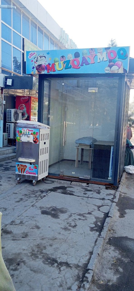 Мороженное аппарат сотилади!!!
