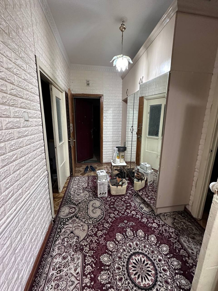 Продается 4/3/4 квартира Карасу-1