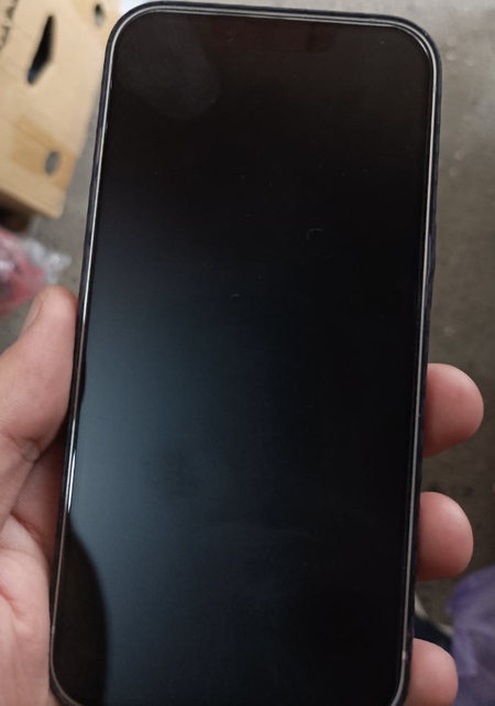 Iphone 13 sotiladi