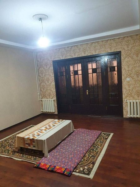 Yunusobod 18 kv megaplanetga yaqin yunusobod metroga 15 minutlik yöl