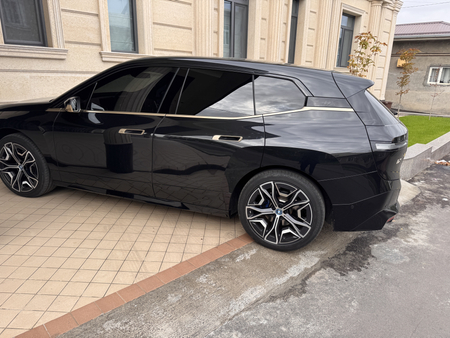 BMW iX xDrive40 Bowers & Wilkins Diamond.