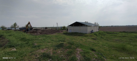 Продаётся готовый бизнес + 7 гектар в вдоль дороги