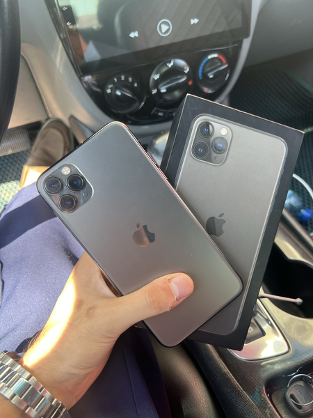 Iphone 11 pro max LLA 64gb