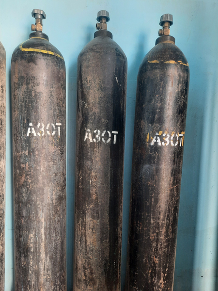 Кислород,  Углекислый газ, Азот, Аргон