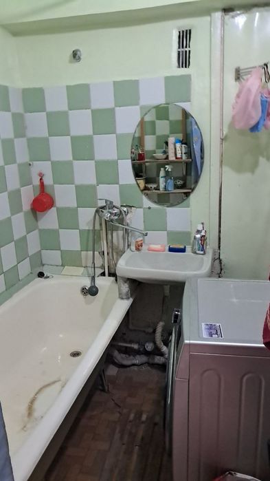 Продается квартира 4/8/9  на Воднике масив базарчик